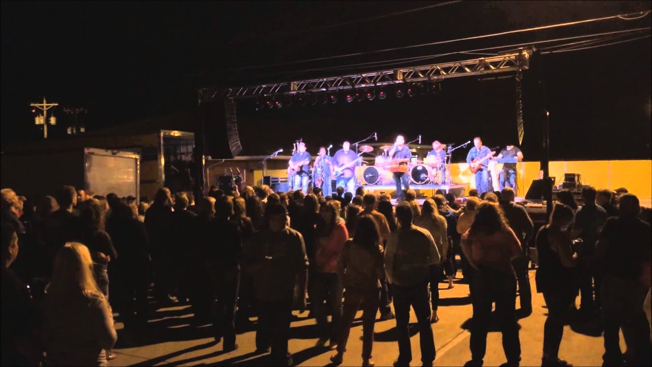 Against The Wind - Vic Ferrari Band - YouTube