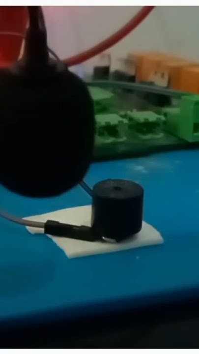 Distress calls using PIC16F877A microcontroller. #electronics #iot#project #coding #smartphone # ...