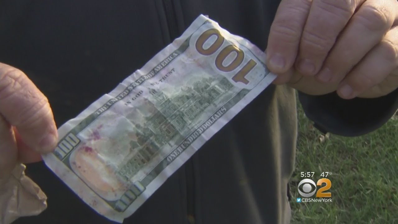 4th Grader Returns Lost Wallet Loaded With Cash - YouTube