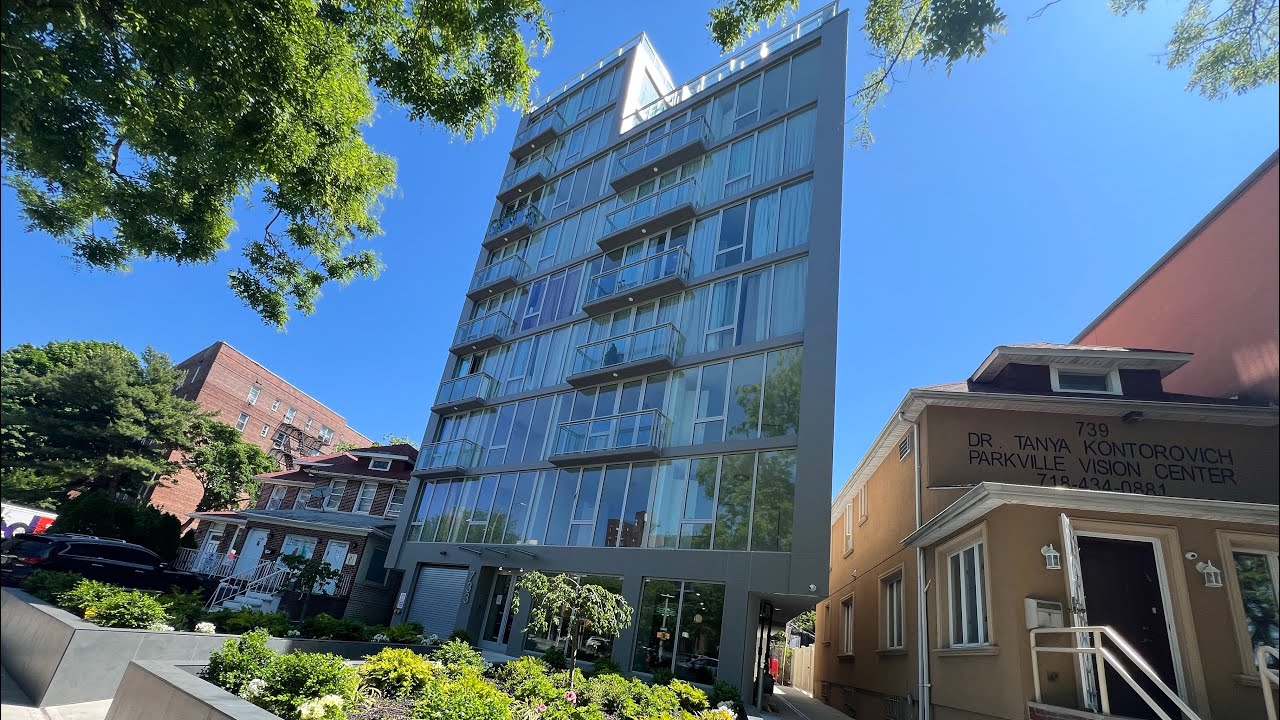 Brooklyn, Previewing in Brooklyn , Arbor Condo, @733 Ocean Parkway ...