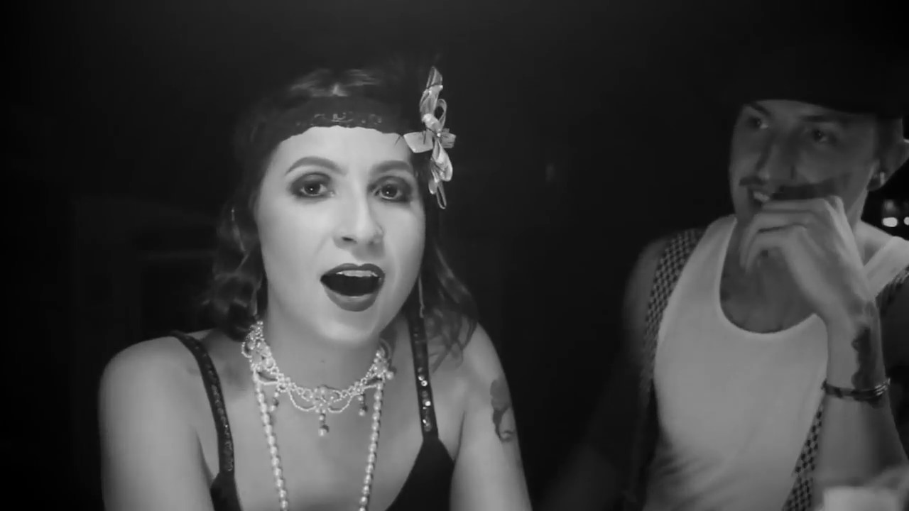 Kate Crush - Alone (feat Leo Maier) /Indaial - YouTube