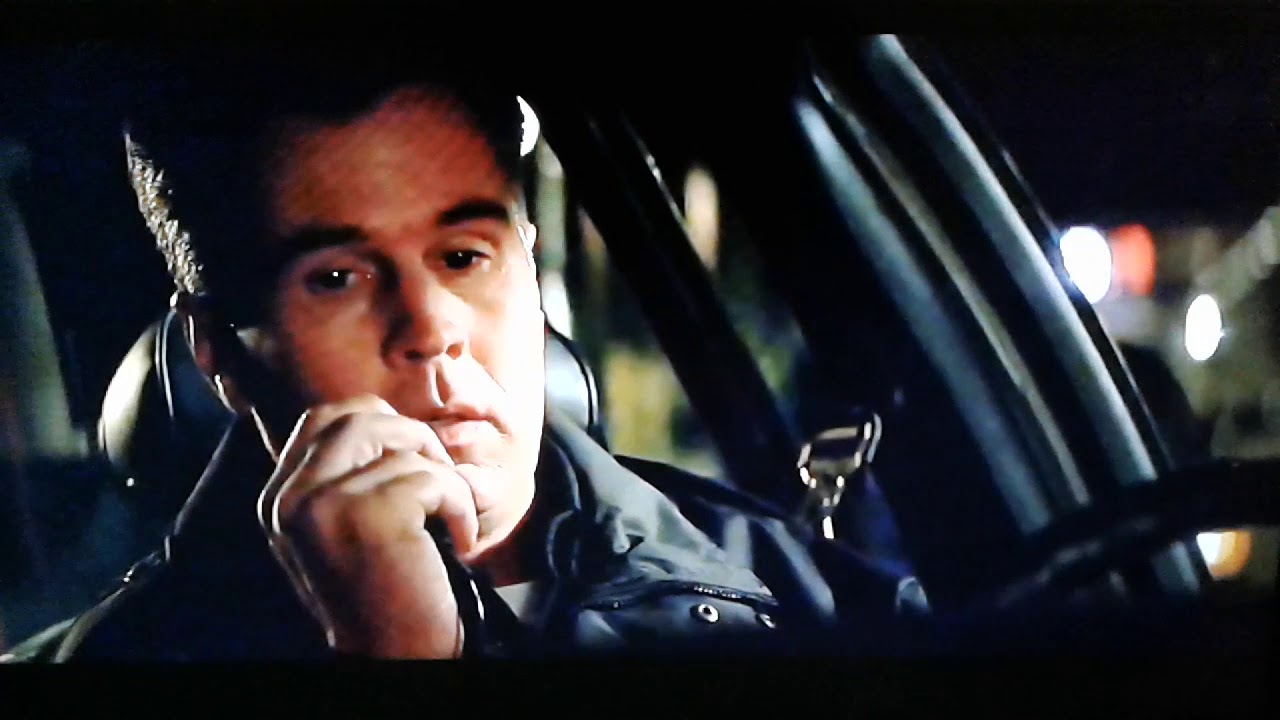 BATMAN BEGINS MOVIE CLIP COP CAR VS BAT MAN SCENE. - YouTube