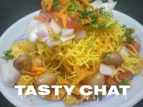Using Maka flakes and boiled peanuts tasty Chat Recipe - YouTube