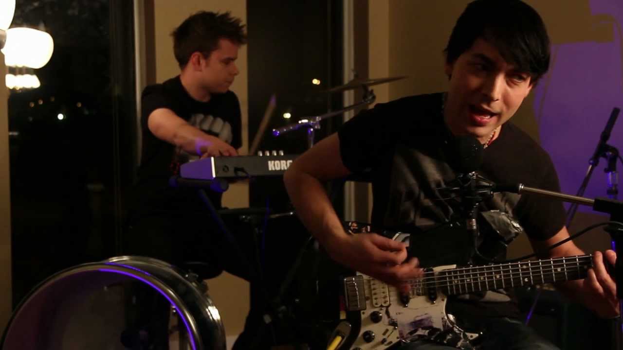 A Real Hero - College feat. Electric Youth - from the movie "Drive ...