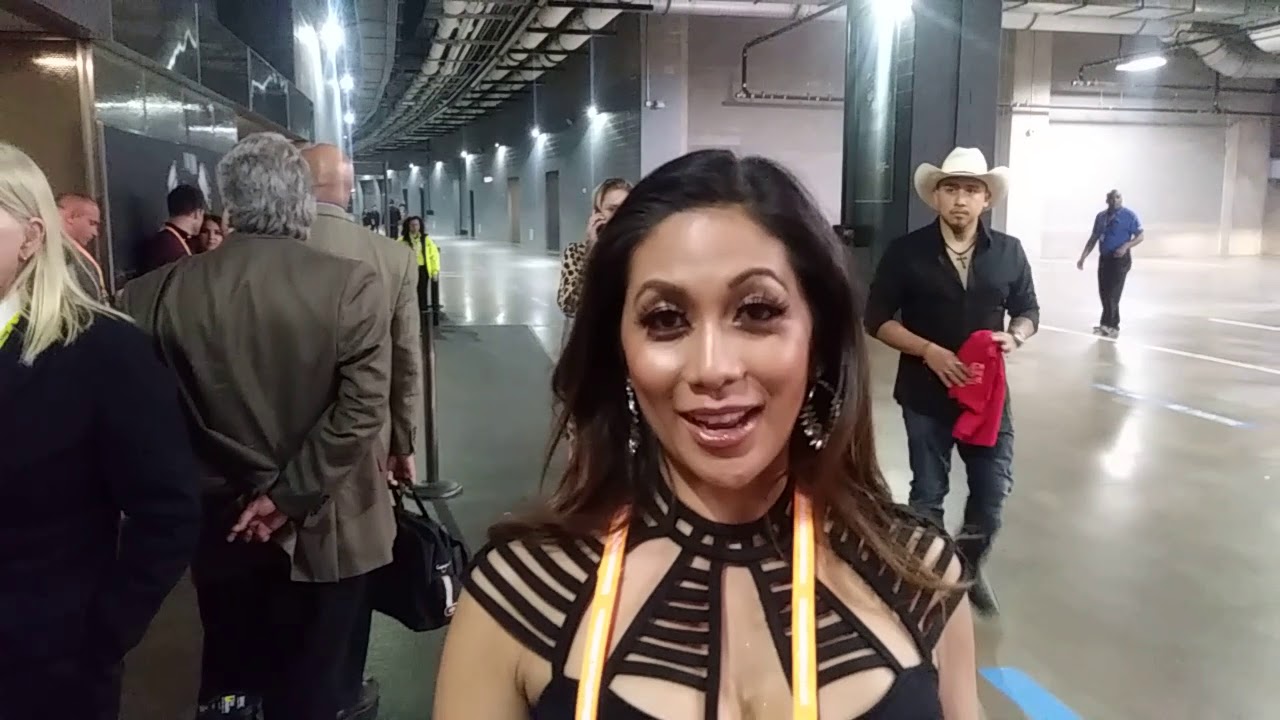 Cynthia Conte Explains Her Mikey Garcia Pick & How She began her Love ...