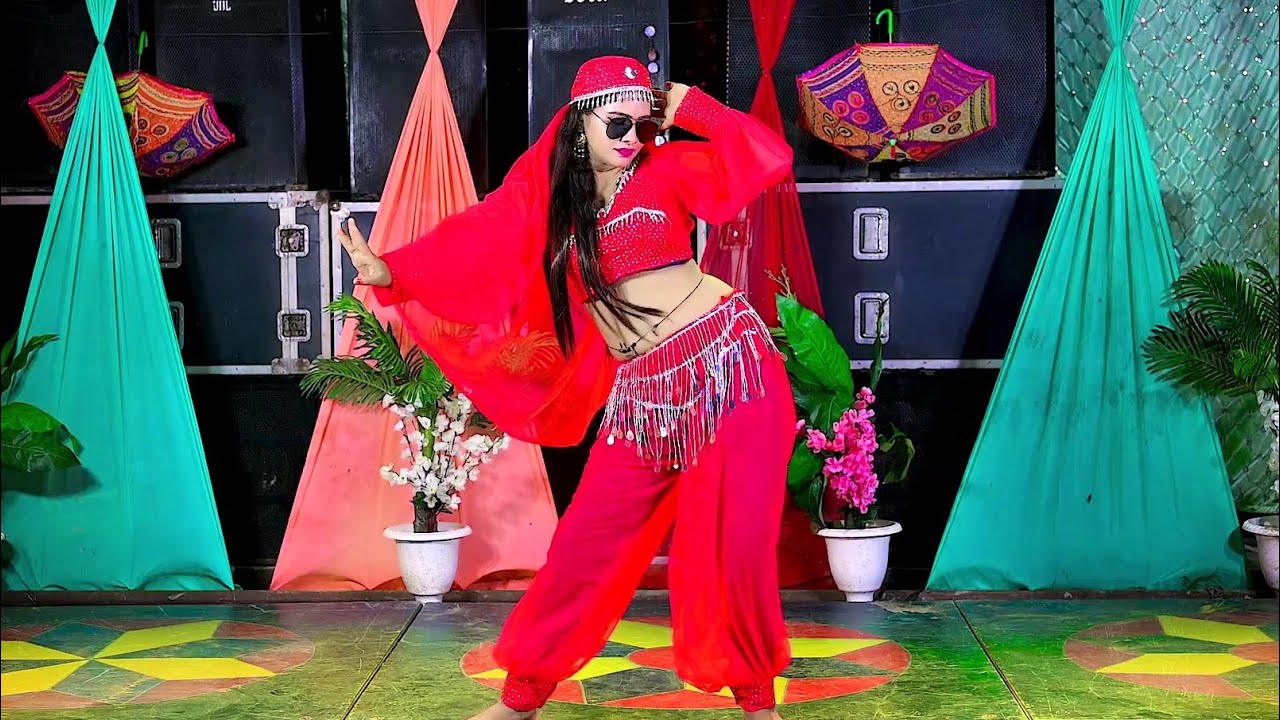 छोरी दे गई दिल पे चोट खोट मोई मे लगा गई रे || Mahi Alwar Dance - YouTube