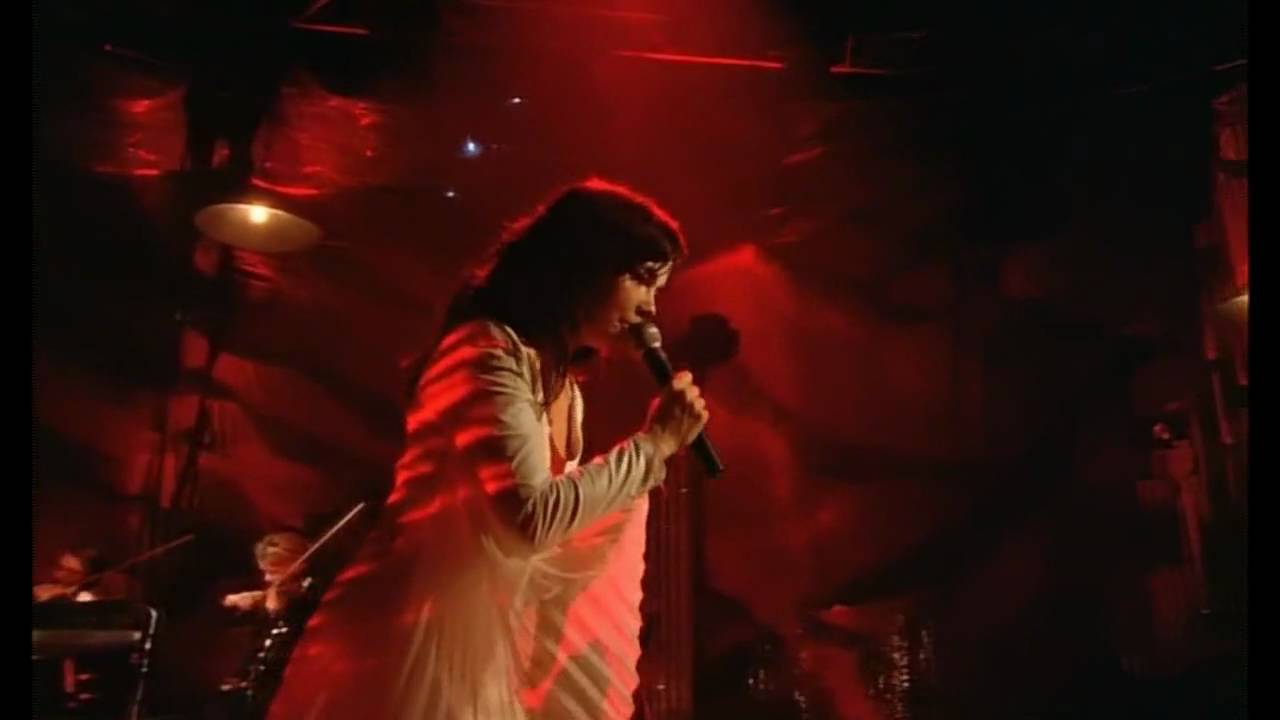 Björk - Hunter - YouTube