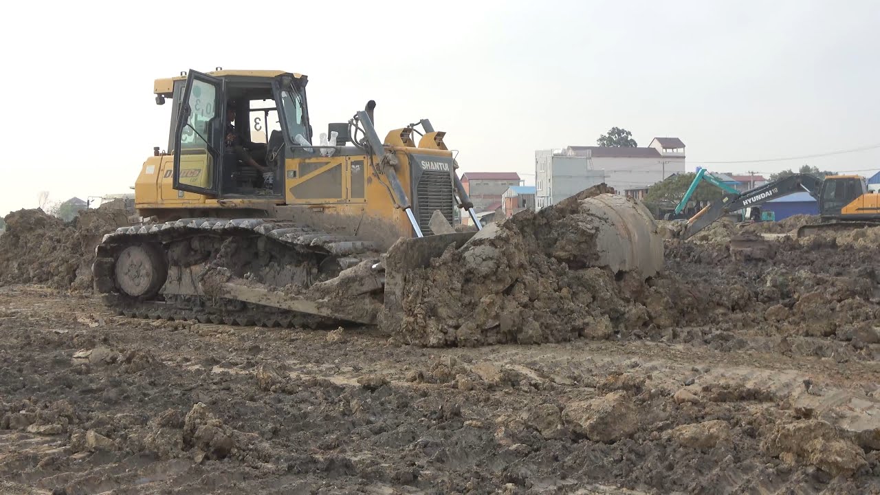 SHANTUI DH17C3 DH17C2 Bulldozer, Land leveling Construction Operator ...
