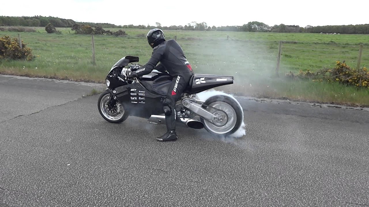 Turbine bike burn out - YouTube