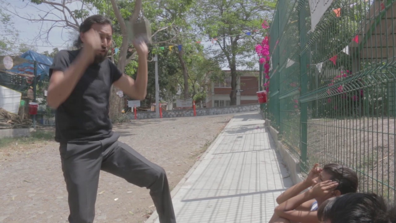 Victor Chi Narrador Oral - YouTube