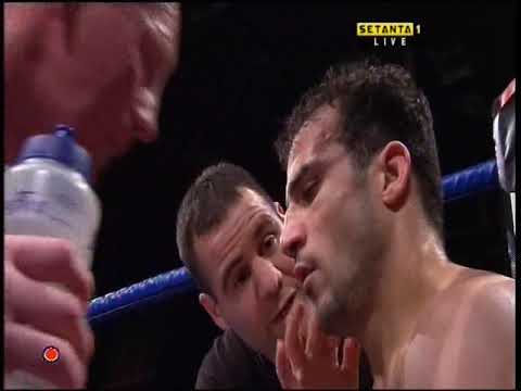 John Simpson vs Yousseff Al Hamidi - YouTube