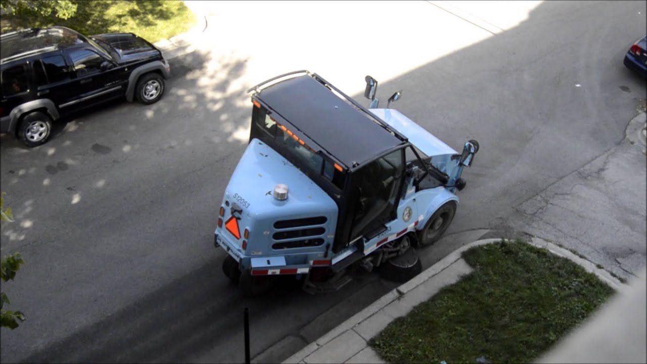 Chicago Pelican Street Sweeper Action - YouTube