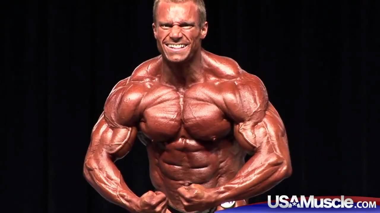 EXCLUSIVE: Seth Feroce Poses at the 2009 Nationals - YouTube