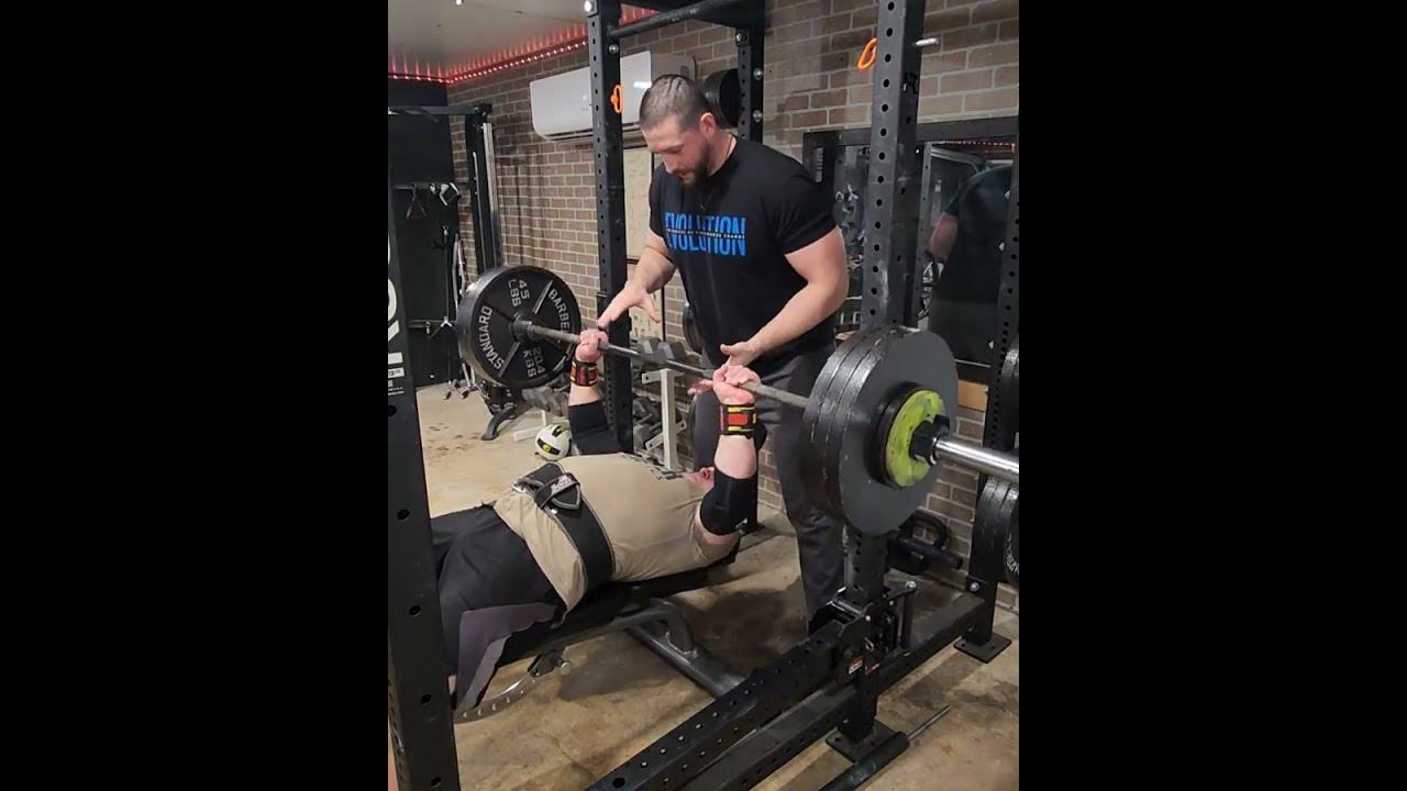 Week 7 Max Chest Day With Bill Keister - YouTube