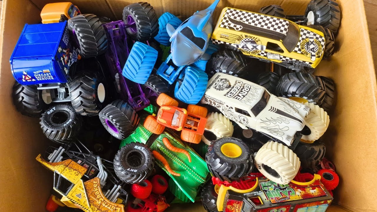 Box Full of the Biggest Monster Trucks: Real Footage and Thrilling ...