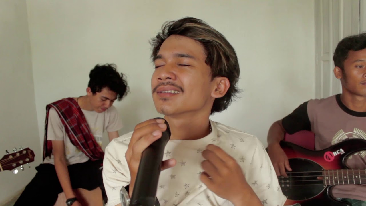 Tak Tuntuang - Upiak ( Cover By Arca Band ) - YouTube