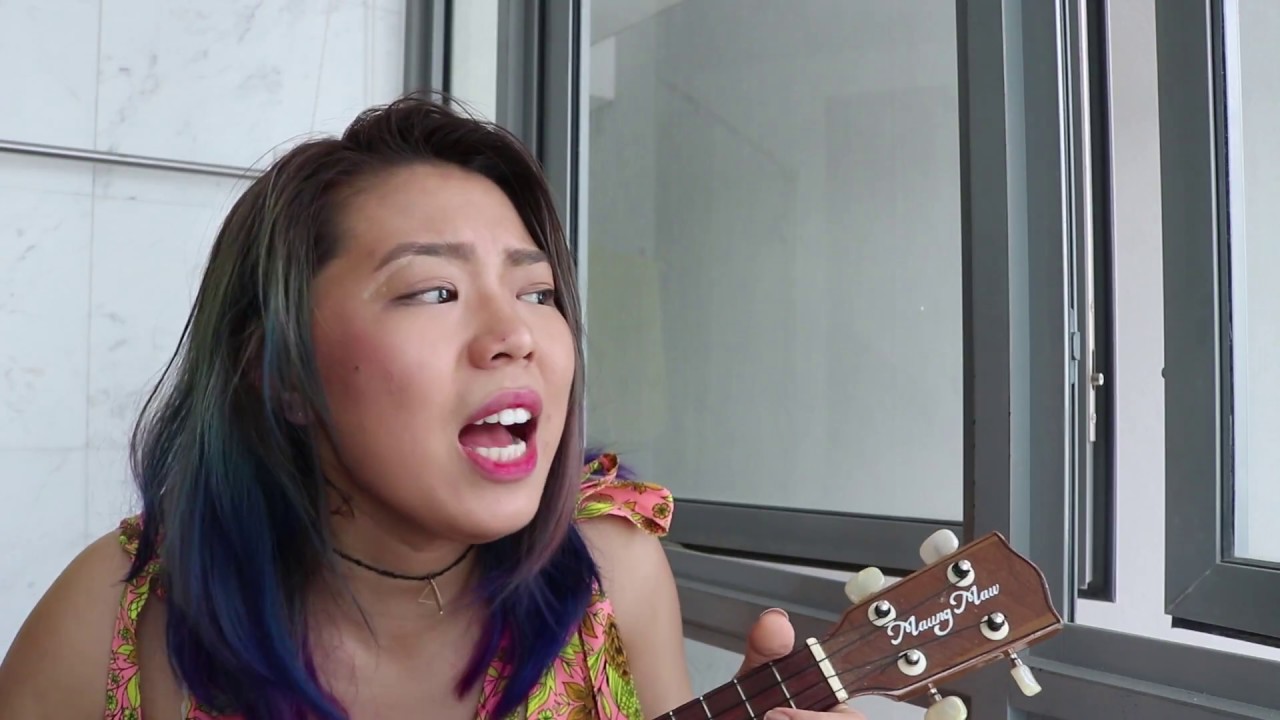Lorde - Supercut Acoustic Ukulele Cover | cocohong - YouTube