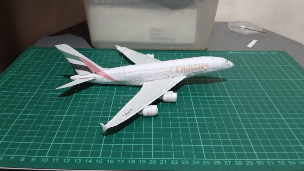 Emirates A380-800 (A6-EDC) Papercraft Model 🇦🇪 - YouTube