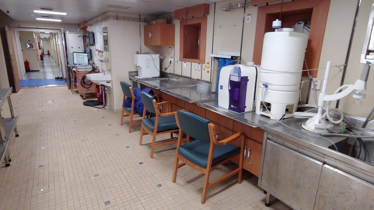 RV ISABU / Bio-Chemical Lab - YouTube