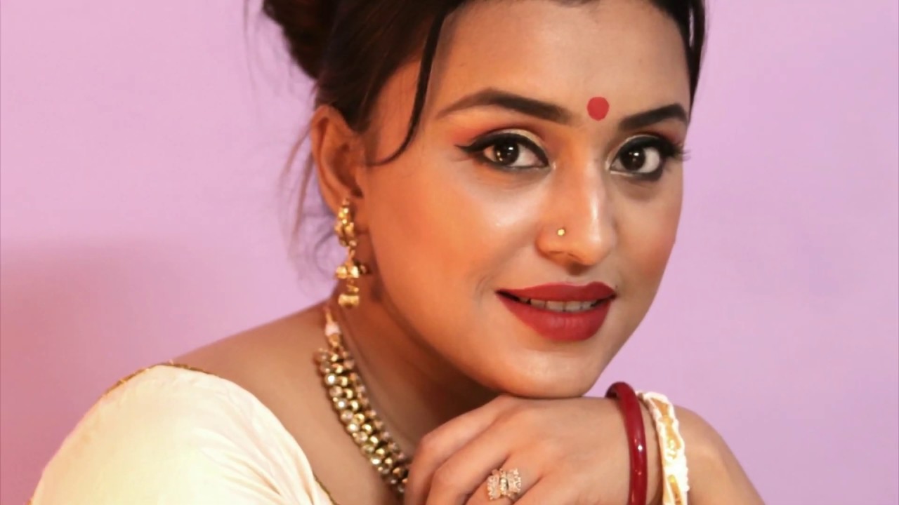 DURGA PUJO Traditional MAKEUP I Bengali Saree JEWELLERY I Tumpa ...