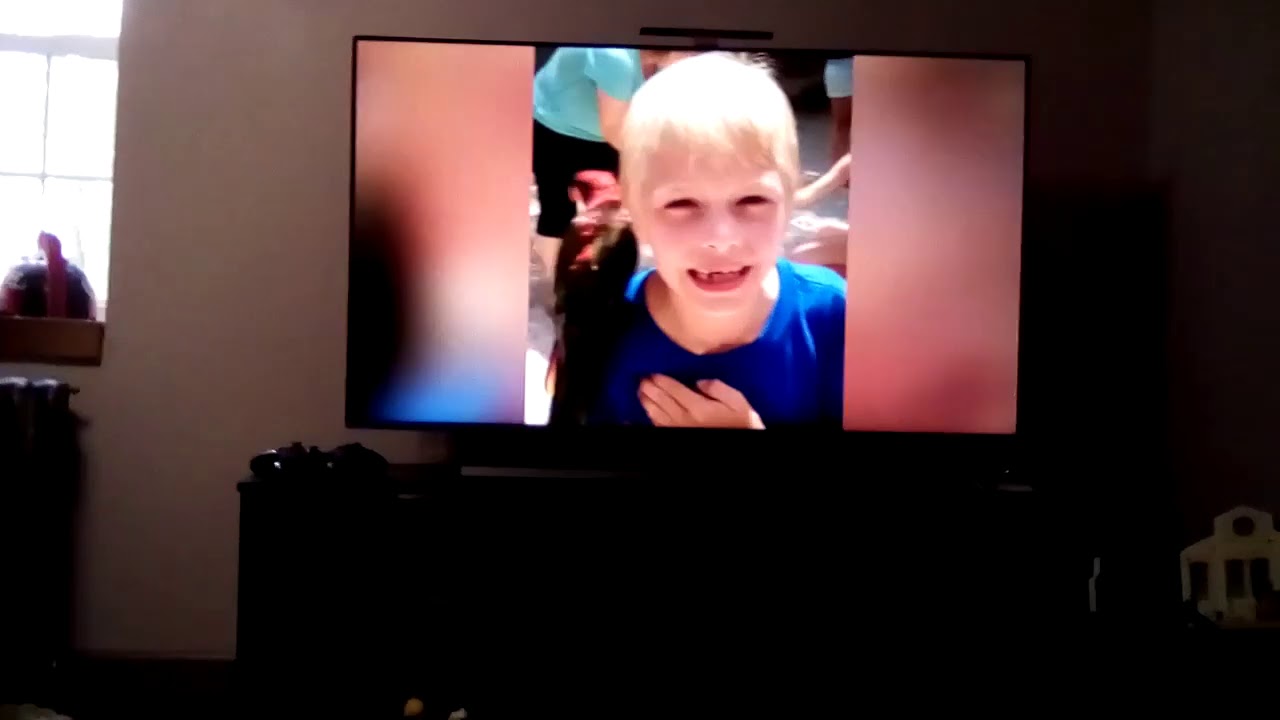 Try not to laugh 😆 react! - YouTube