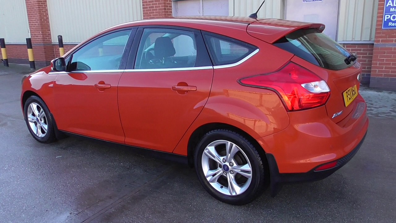 Ford New Focus C346 Zetec 1.6 105ps 5spd 5dr U210752 - YouTube