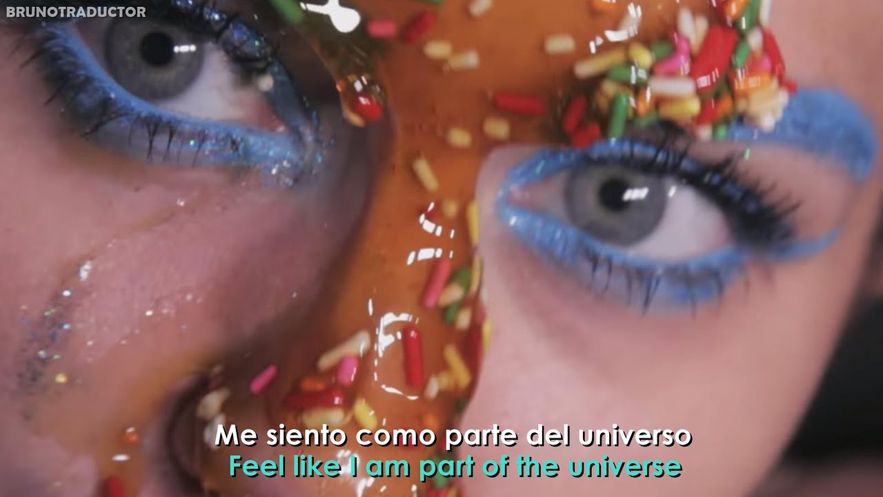Miley Cyrus - Dooo It! // Lyrics + Español // Video Oficial - YouTube