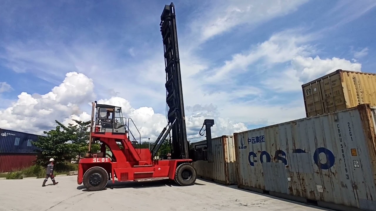 Test Performance Kalmar DCE-80 - YouTube