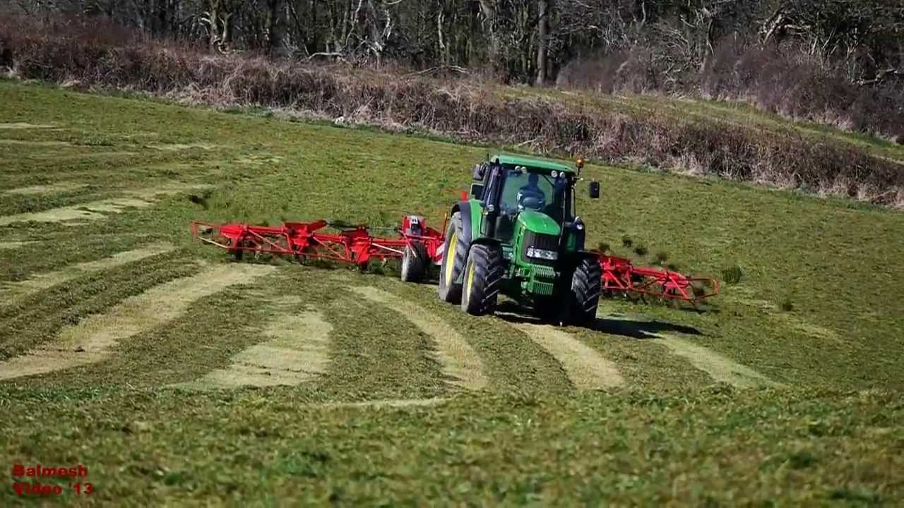Silage '13 - Tedding with Lely Lotus. John Deere 6930 - YouTube