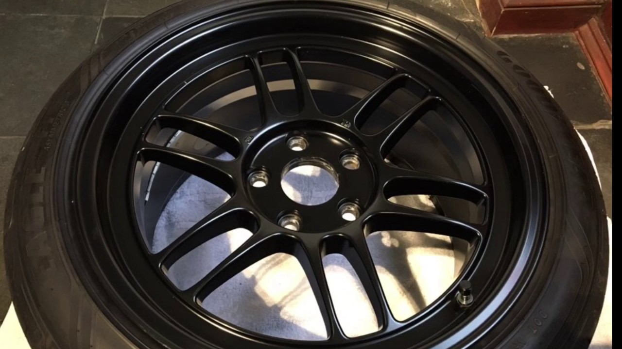 How to apply GTechniq C5 wheel armour. - YouTube