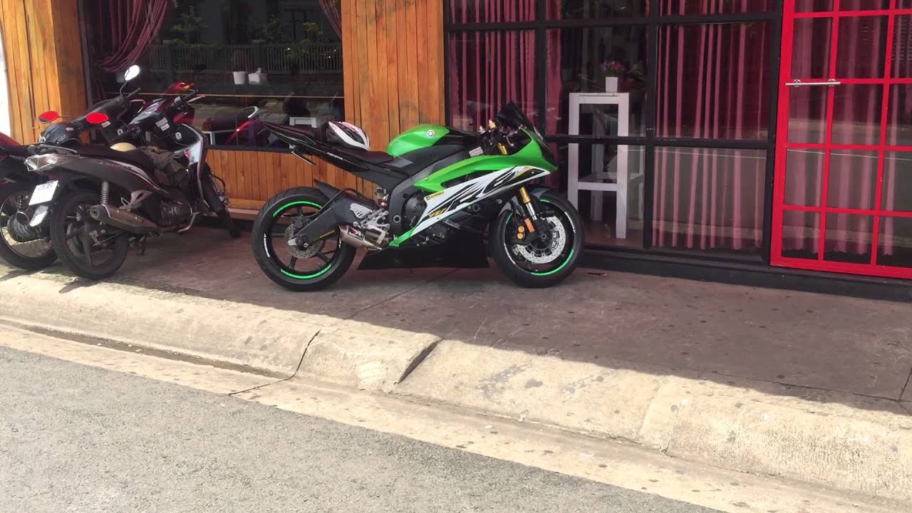 Yamaha R6.07 exhaust Austin racing Green Kawasaki color - YouTube