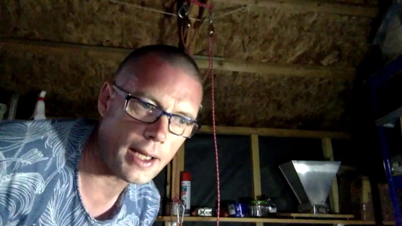 Richard Conroy's Pulley System - YouTube