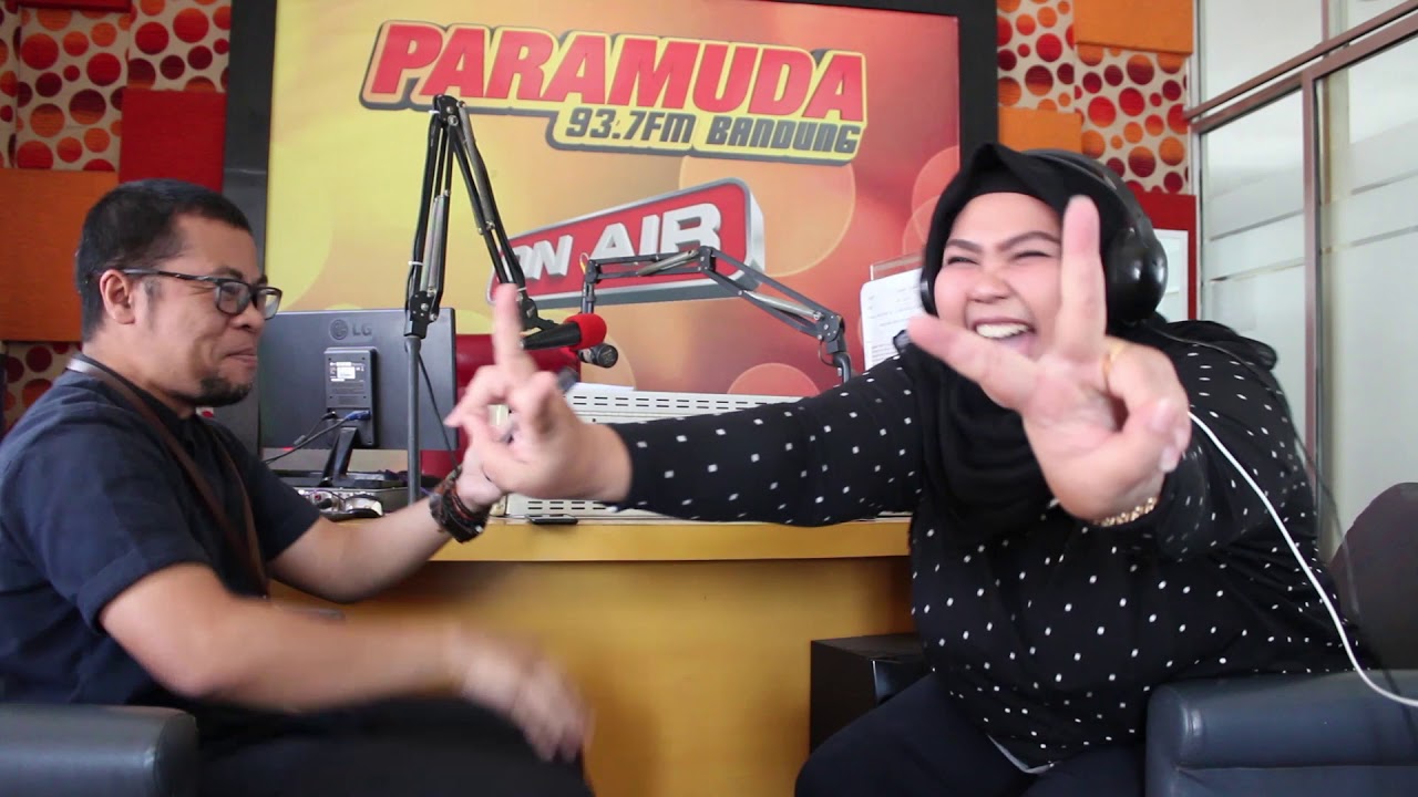 WHISPER CHALLENGE with Duo Awurrrr - Part 1 - YouTube