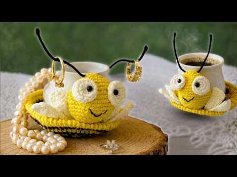 Yüzüklerini Tutan Arı! 🐝 Bardak Altlığı + Takı Standı – Amigurumi Yapımı