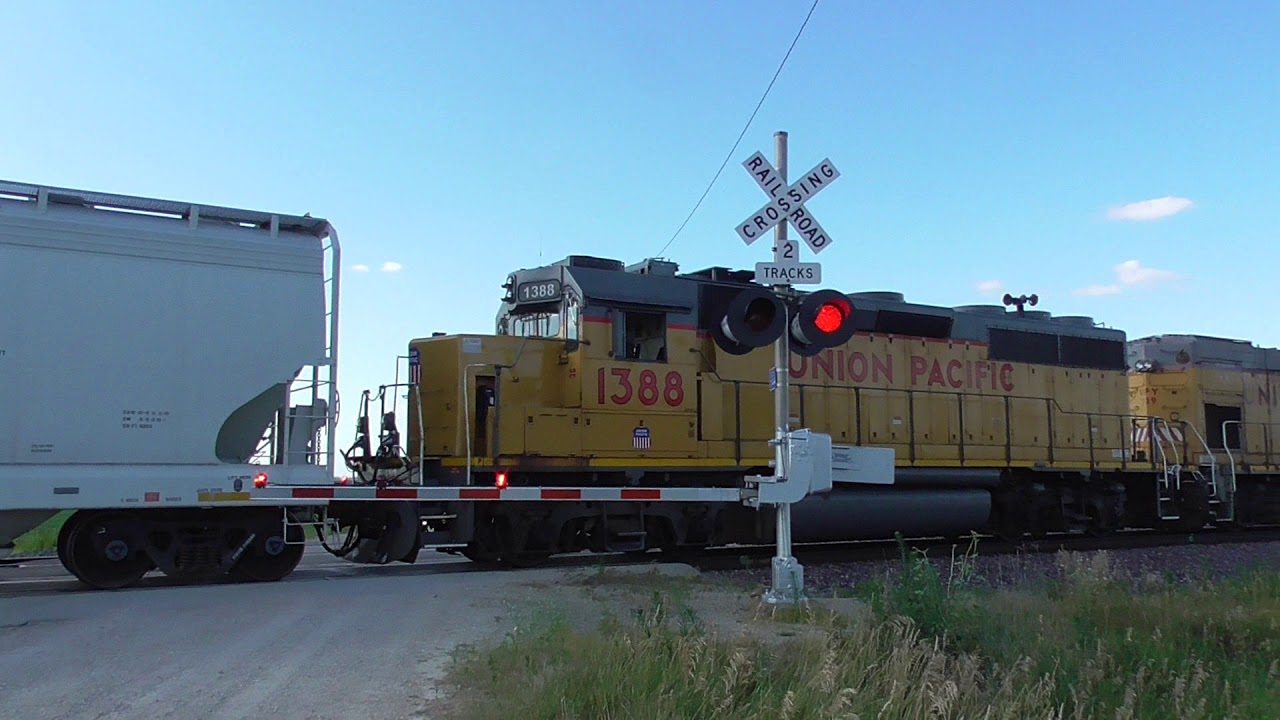 ASC E Bell! UPY 709 East Ashton, IL 7/30/19 - YouTube