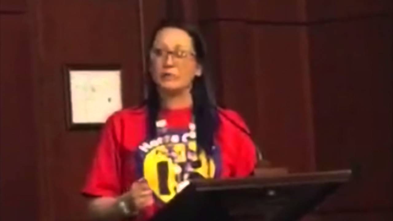 Home Care Worker Melissa Ringer Introduces Senator Patty Murray - YouTube