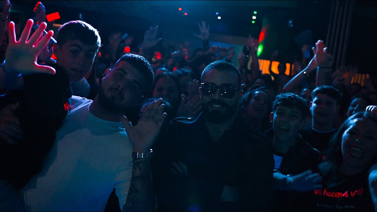 Javi Santana & Tutto Durán - Nos hacemos VIRAL (Video Oficial) - YouTube