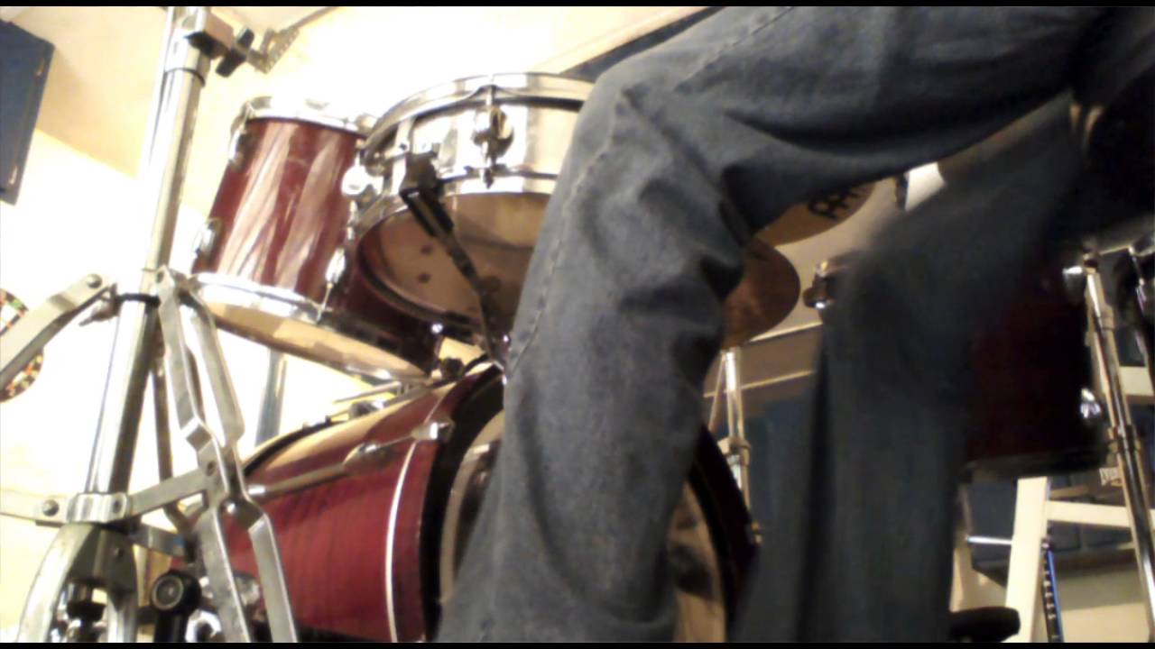 Drum riff - YouTube