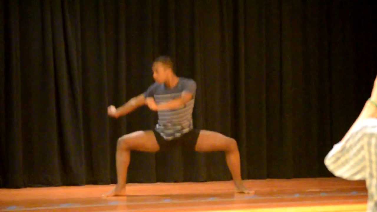 Tevin Johnson Dancing Joga By Bjork - YouTube