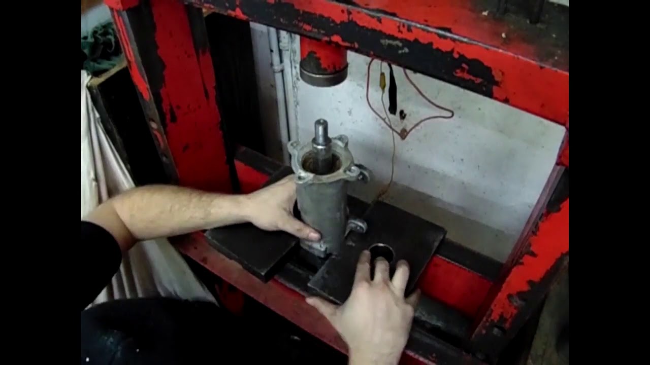 Spray Pump Overhaul - YouTube