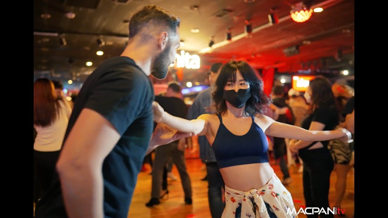 4K UHD 살사쇼셜댄스 | Salsa Social, Tania & Gigi, 따냐 & 기기 웰컴 파티 ' Gigi & 베키 ...