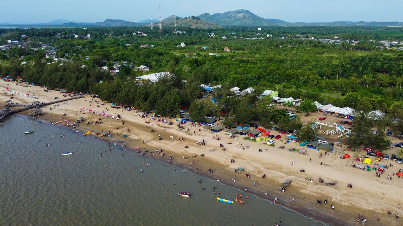 Bermain di Pantai Batakan Baru - Kalimantan Selatan | Rengga Betha ...