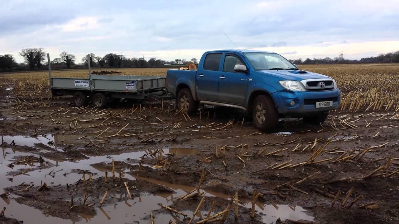 Toyota hilux working - YouTube