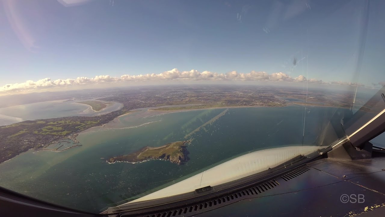 Dublin Airport, Ireland: Approach and landing runway 28, DUB/EIDW ...