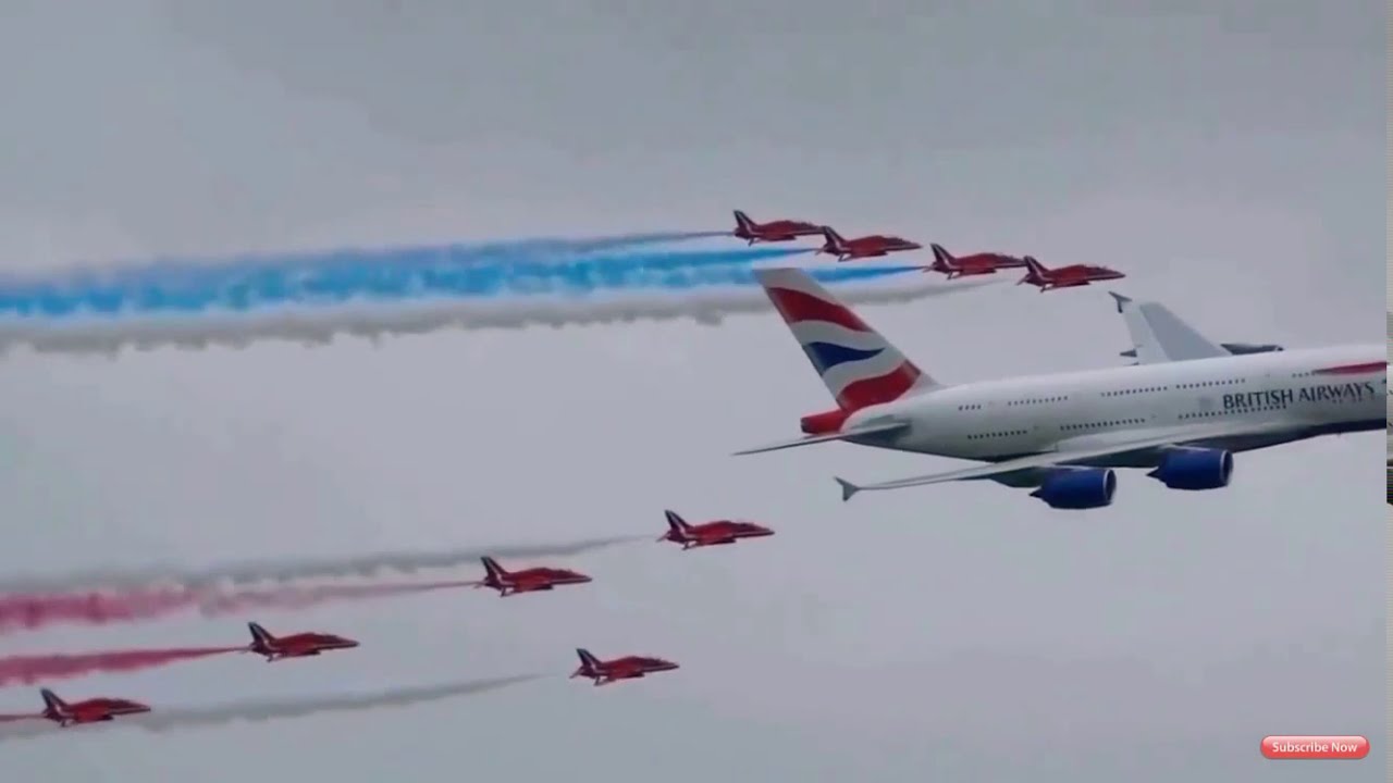 A380 And Red Arrows Flyby - YouTube