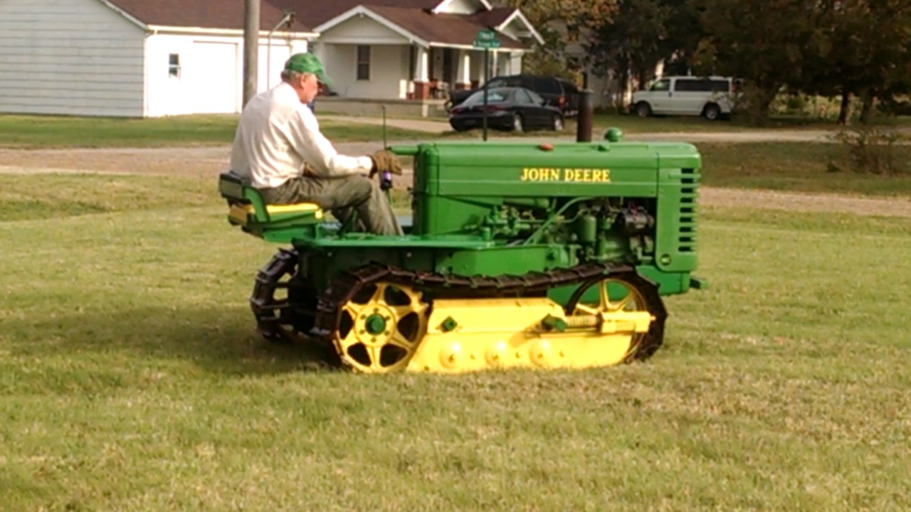 1950 John Deere MC crawler - Lot 1 - YouTube