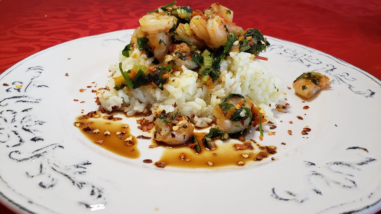 Lemon garlic shrimps! And I love this combination - rice and shrimps ...