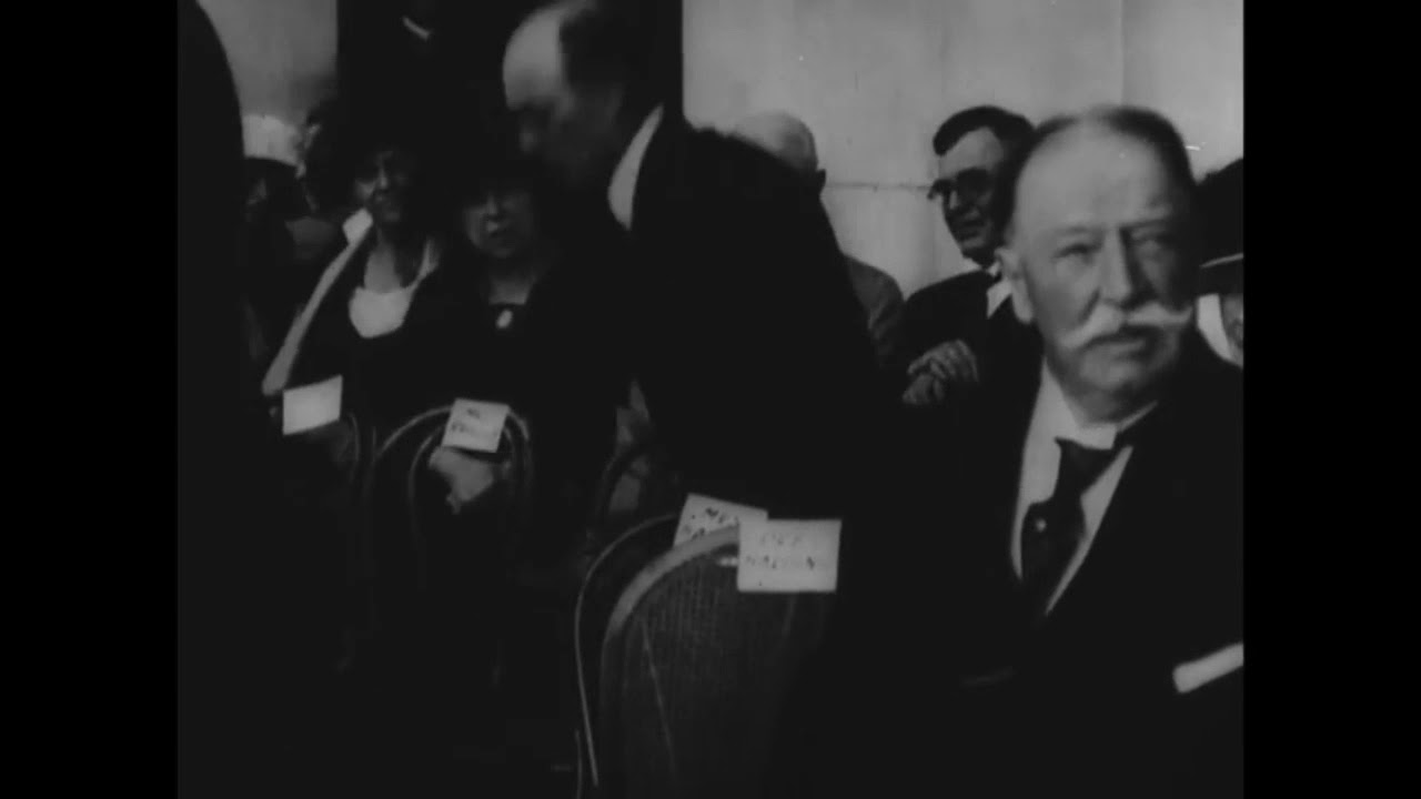 Robert Todd Lincoln At Lincoln Memorial