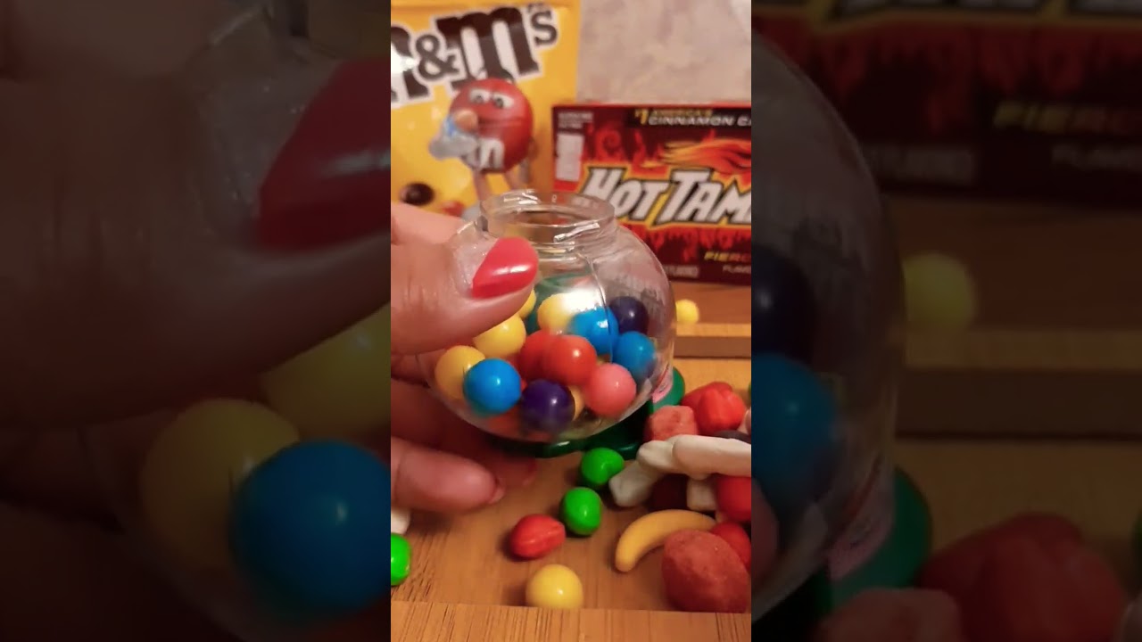satisfying mini gumball machine refill 🌈🔊💋 - YouTube