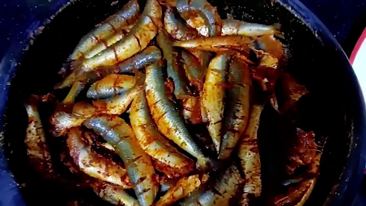 Kerala Style Spicy Sardine Fry l നല്ല crispy മത്തി പൊരിച്ചത് - YouTube
